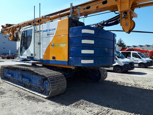 Avesco AG Baumaschinen CAT Verkauf Hasenmattstrasse 2 4901 - Téléphones